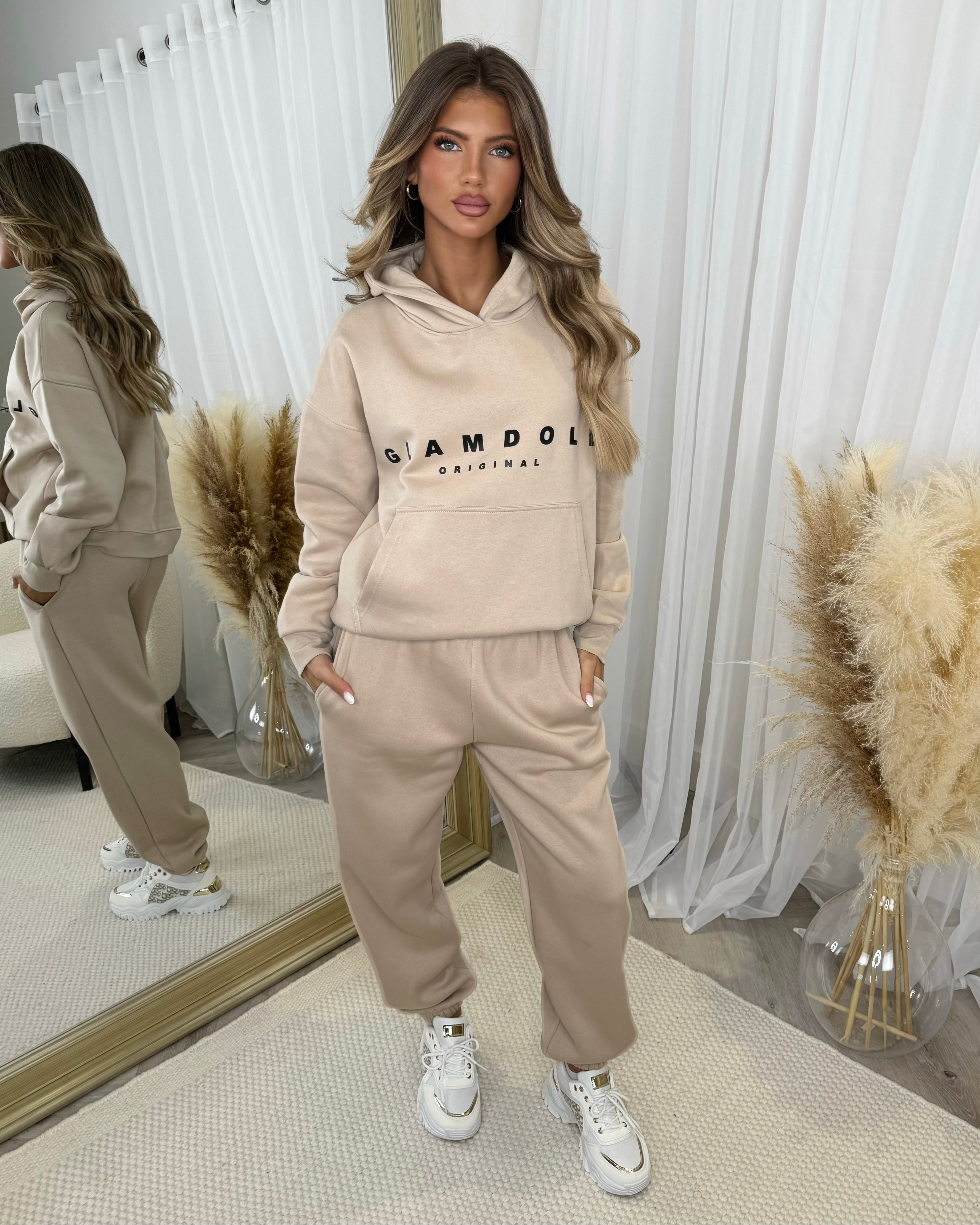 Harlow Plain Fleece Lined Cuffed Leg Joggers - Beige – GlamDoll Fashion